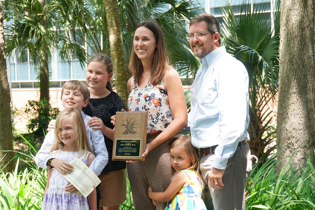 Sulzbacher psychiatrist earns Hippocratic Award - The Resident ...